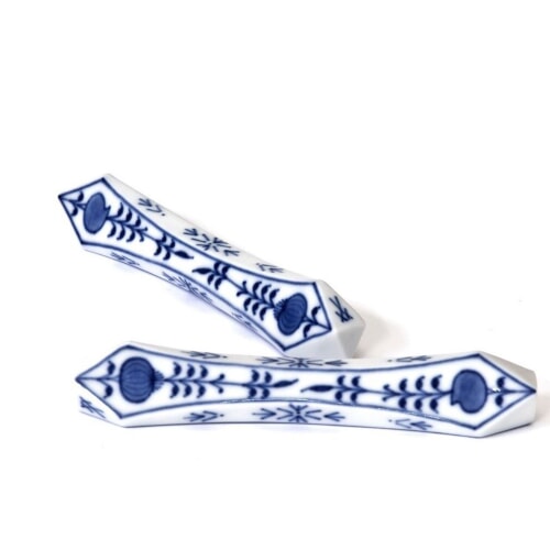 Meissen Blue Onion Knife Rest